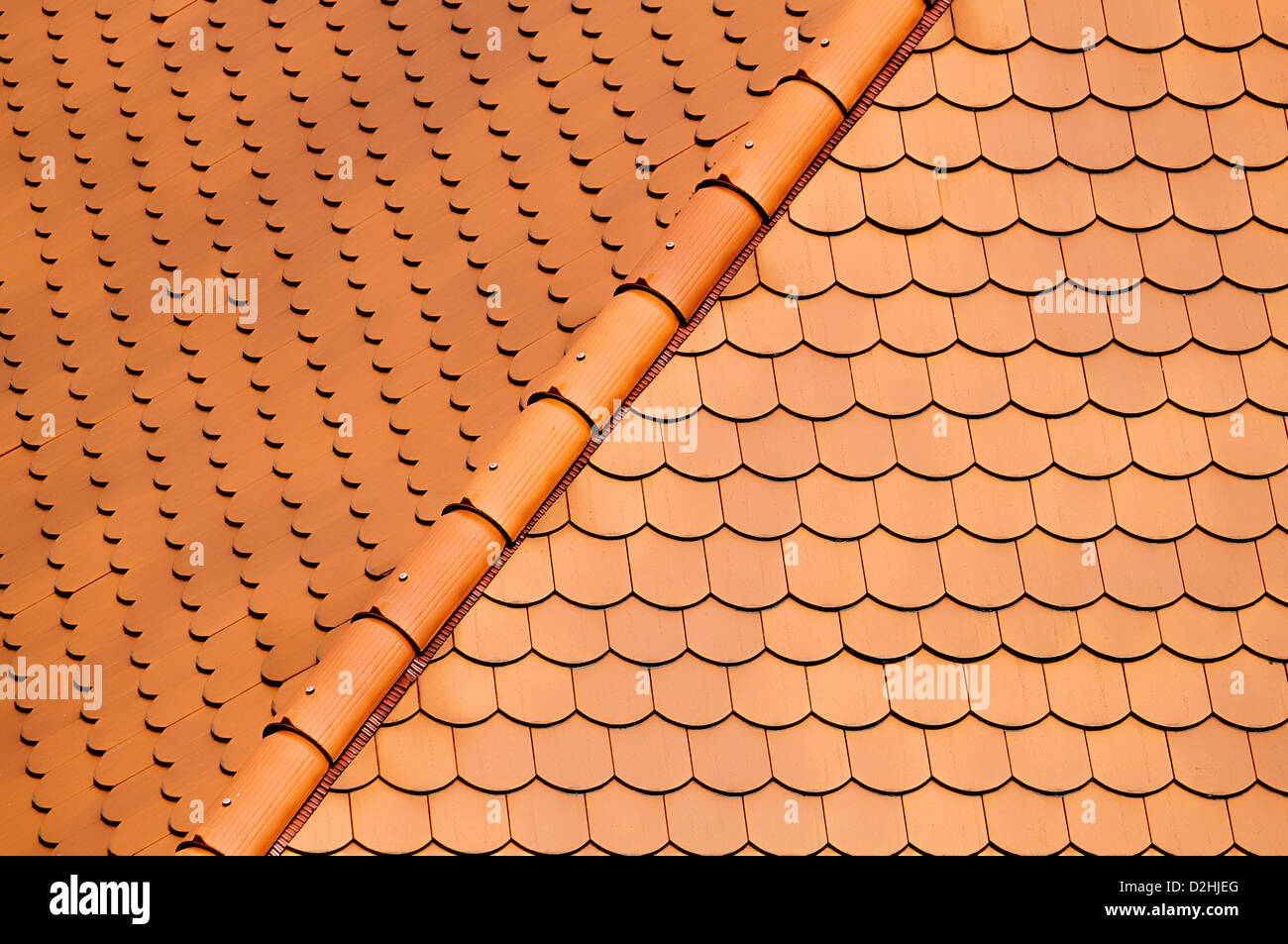 Roten Ziegel Dach Hintergrund Stockfotografie - Alamy
