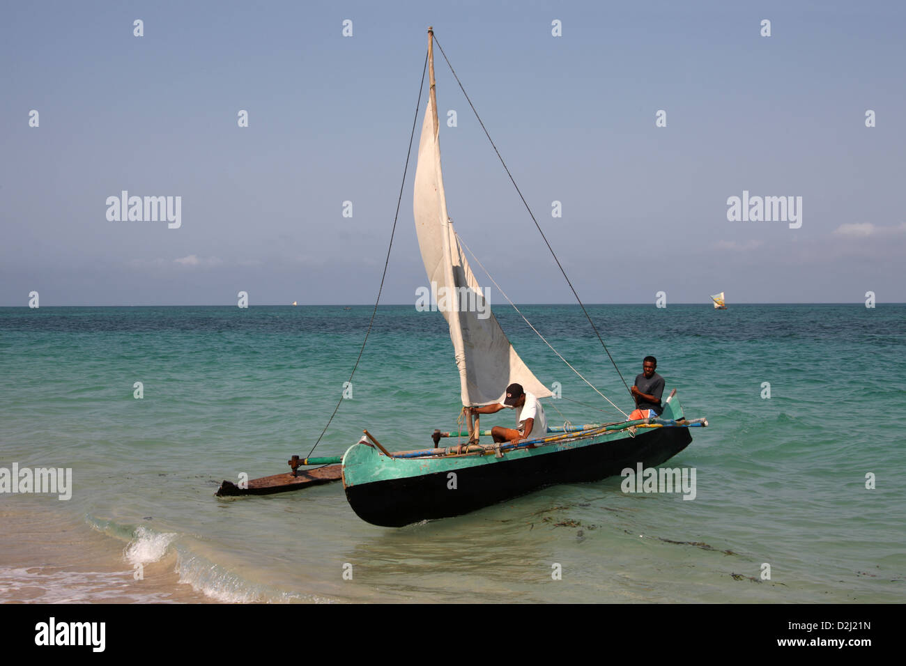 Outrigger pirogue -Fotos und -Bildmaterial in hoher Auflösung – Alamy