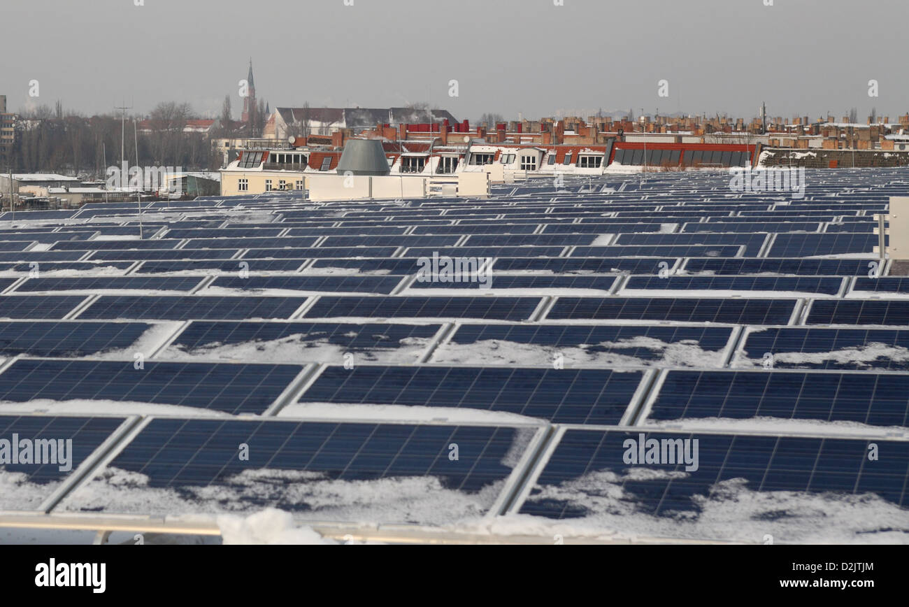 Photovoltaik freianlage deutschland -Fotos und -Bildmaterial in hoher Auflösung – Alamy