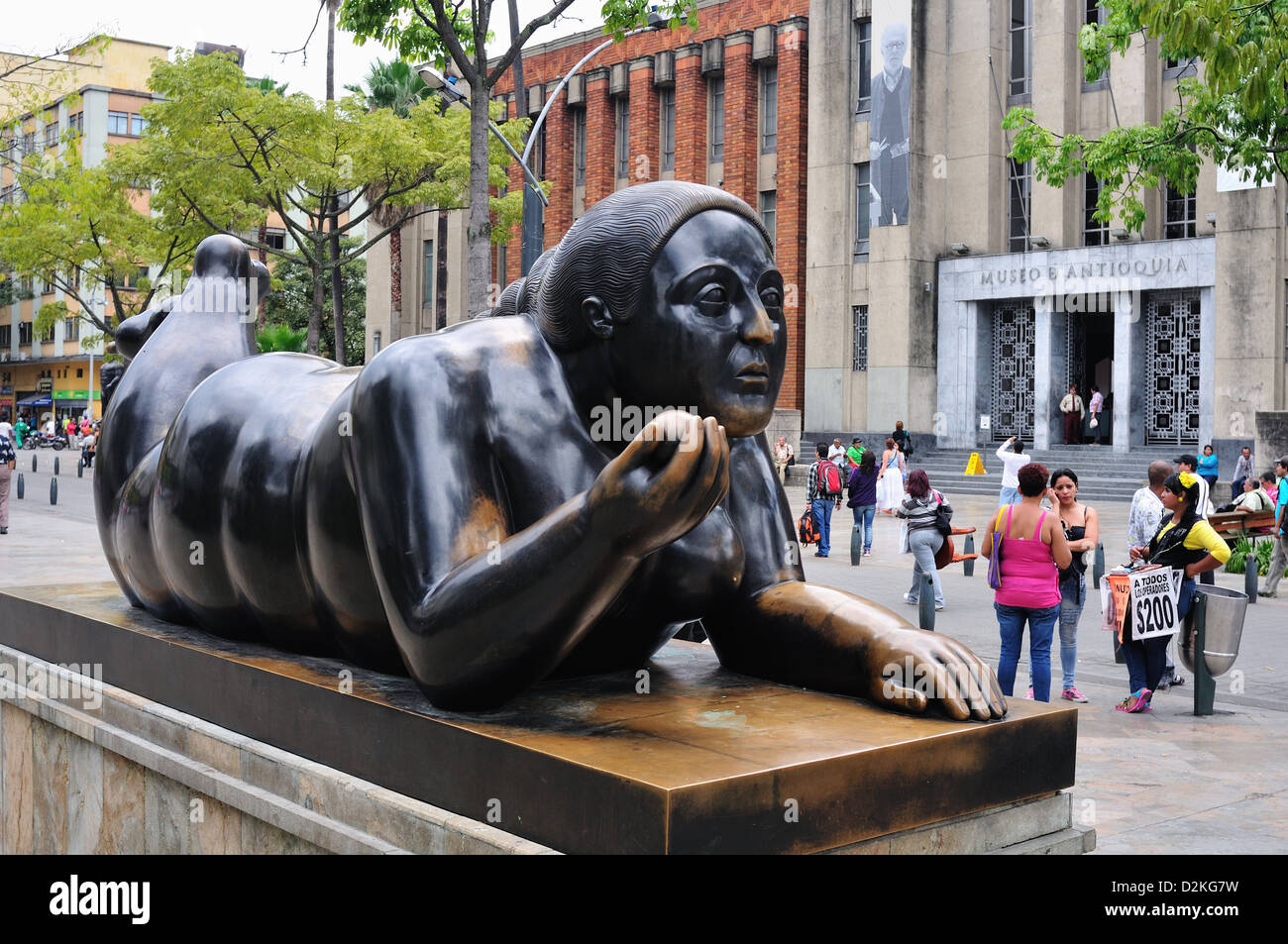 Estatua de fernando botero -Fotos und -Bildmaterial in hoher Auflösung ...