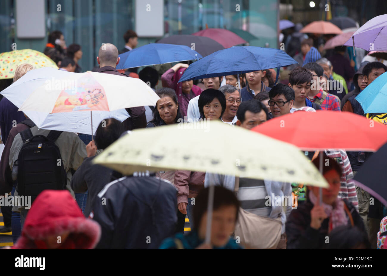 Menschenmassen in Straße, Mongkok, Hong Kong, China Stockfotografie - Alamy