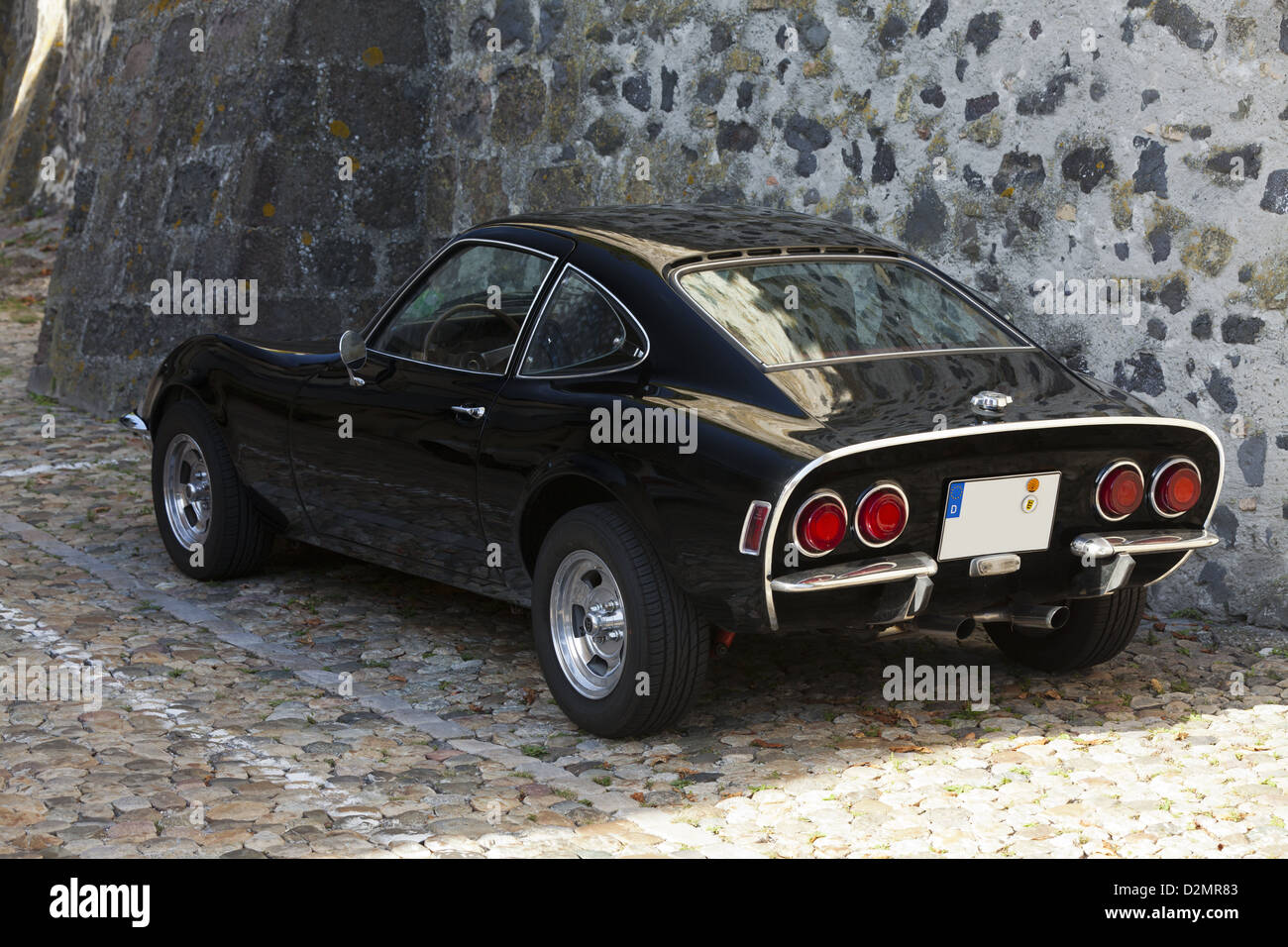 Altes opel auto -Fotos und -Bildmaterial in hoher Auflösung – Alamy