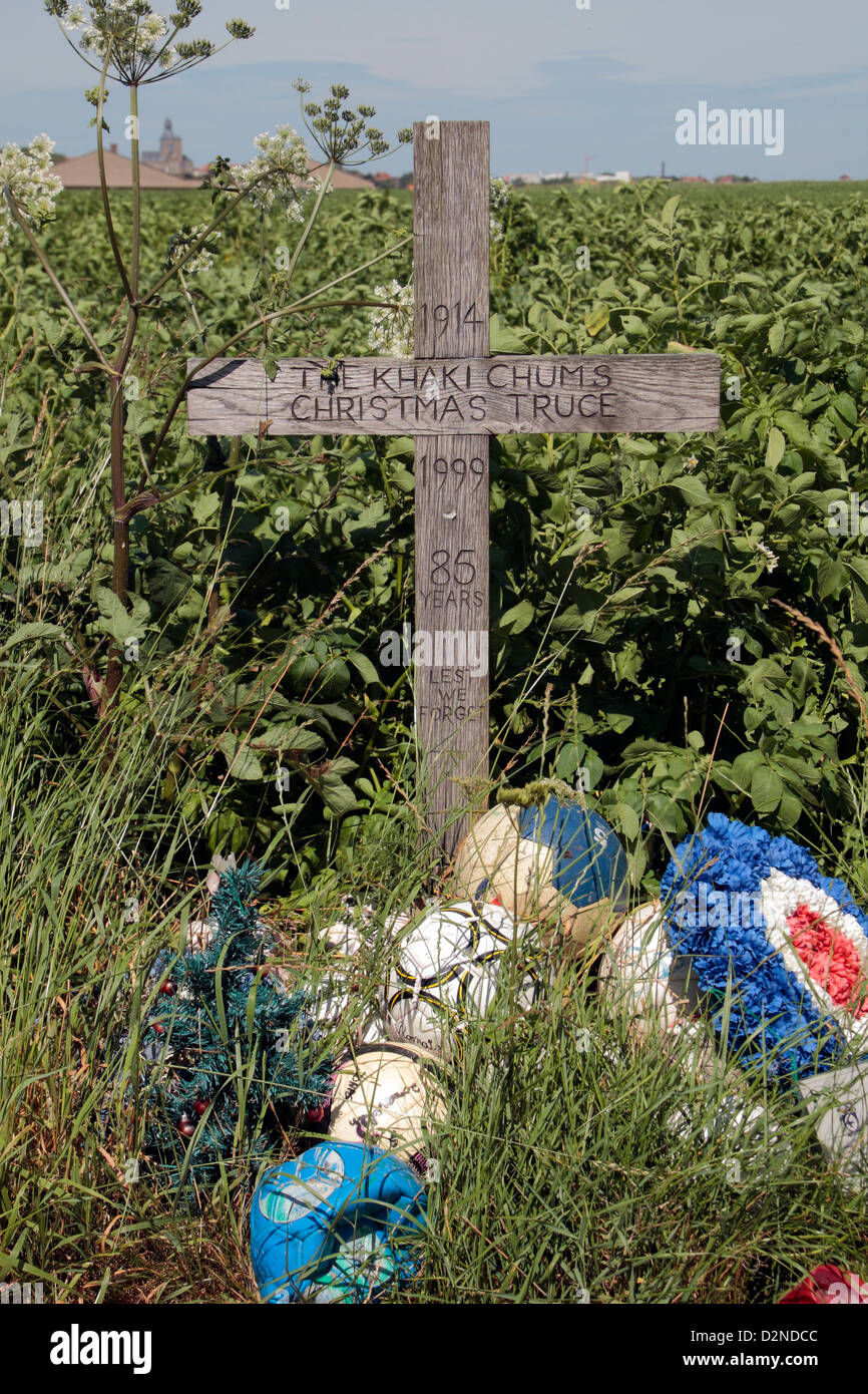 Christmas truce wwi memorial -Fotos und -Bildmaterial in hoher Auflösung – Alamy