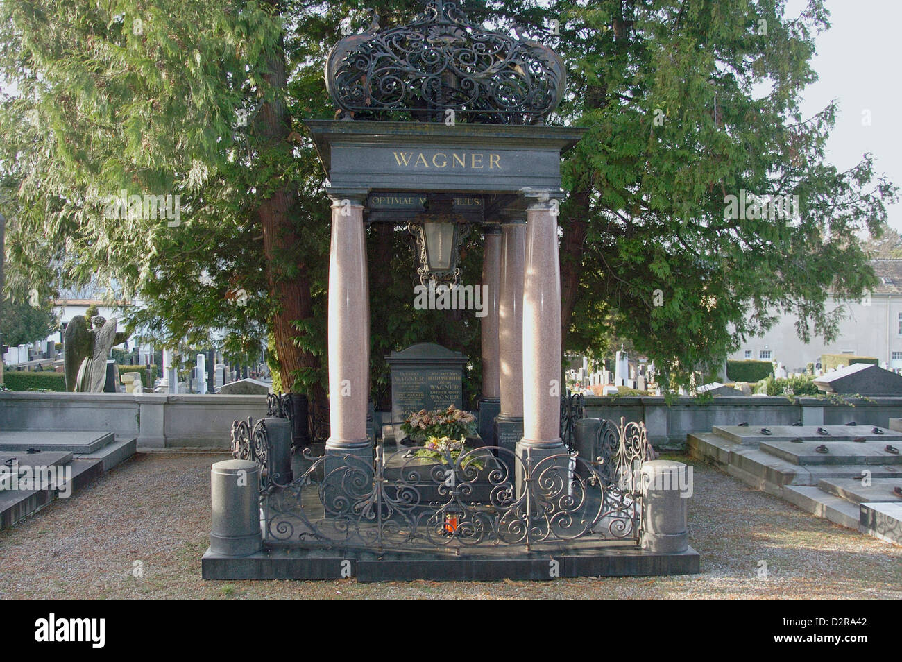 Otto Wagner Grab am Friedhof Hietzing Stockfotografie - Alamy