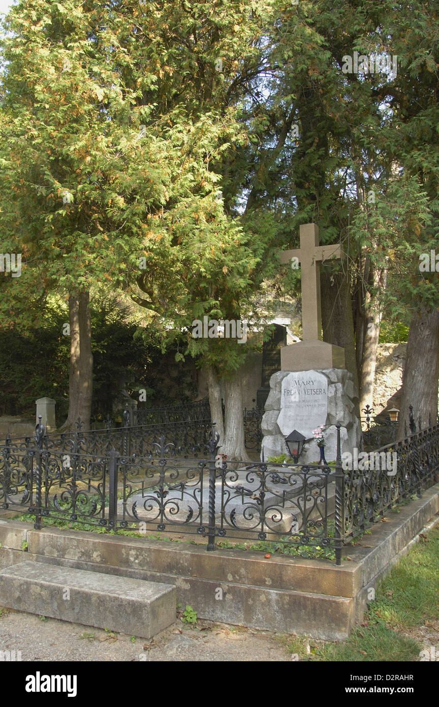 Mary vetsera -Fotos und -Bildmaterial in hoher Auflösung – Alamy