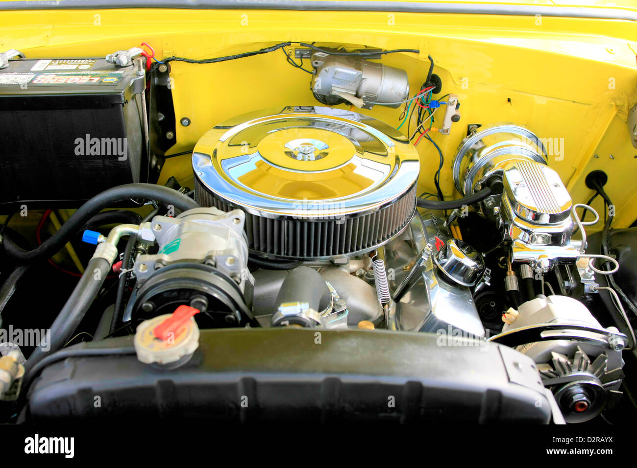 Chevrolet v8 engine -Fotos und -Bildmaterial in hoher Auflösung – Alamy