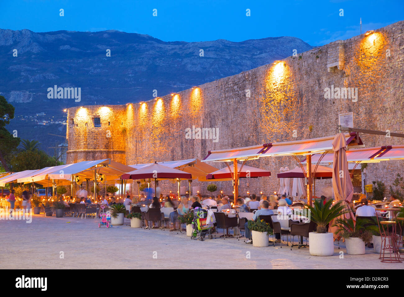 Altstadt bei Nacht, Budva, Montenegro, Europa Stockfotografie - Alamy