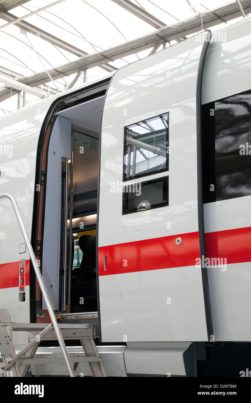 Siemens d zug -Fotos und -Bildmaterial in hoher Auflösung – Alamy