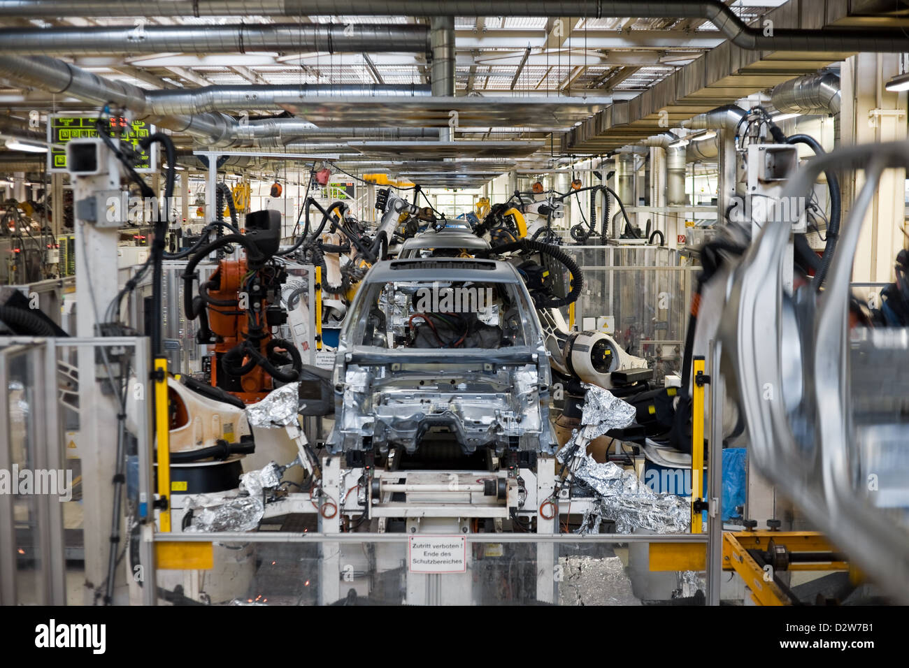 Vw assembly line -Fotos und -Bildmaterial in hoher Auflösung - Seite 3 ...