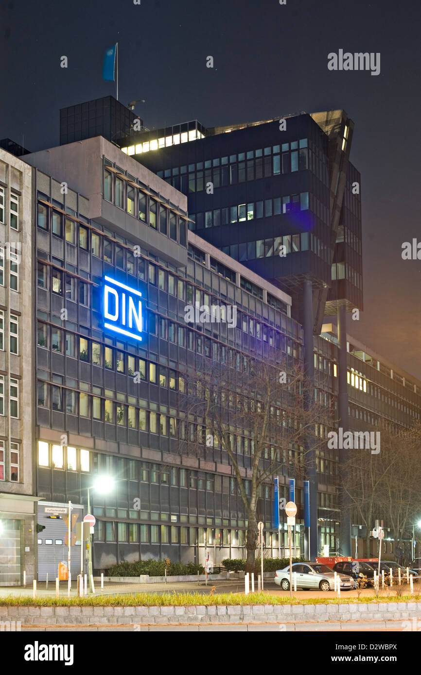 German institute of standardization -Fotos und -Bildmaterial in hoher ...