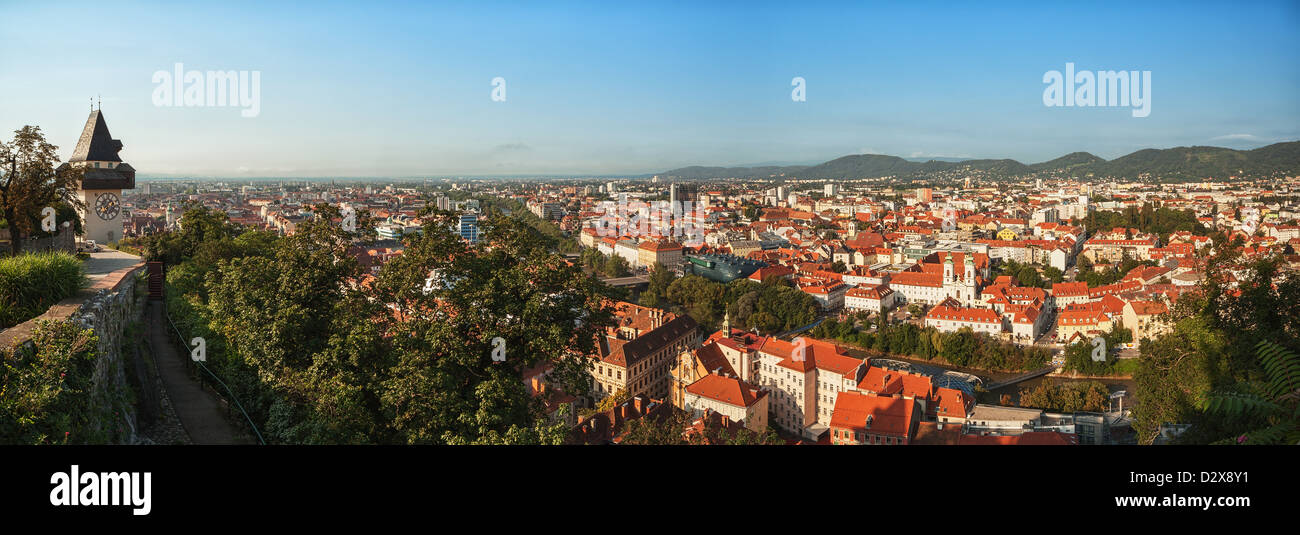 Panorama stadt graz -Fotos und -Bildmaterial in hoher Auflösung – Alamy