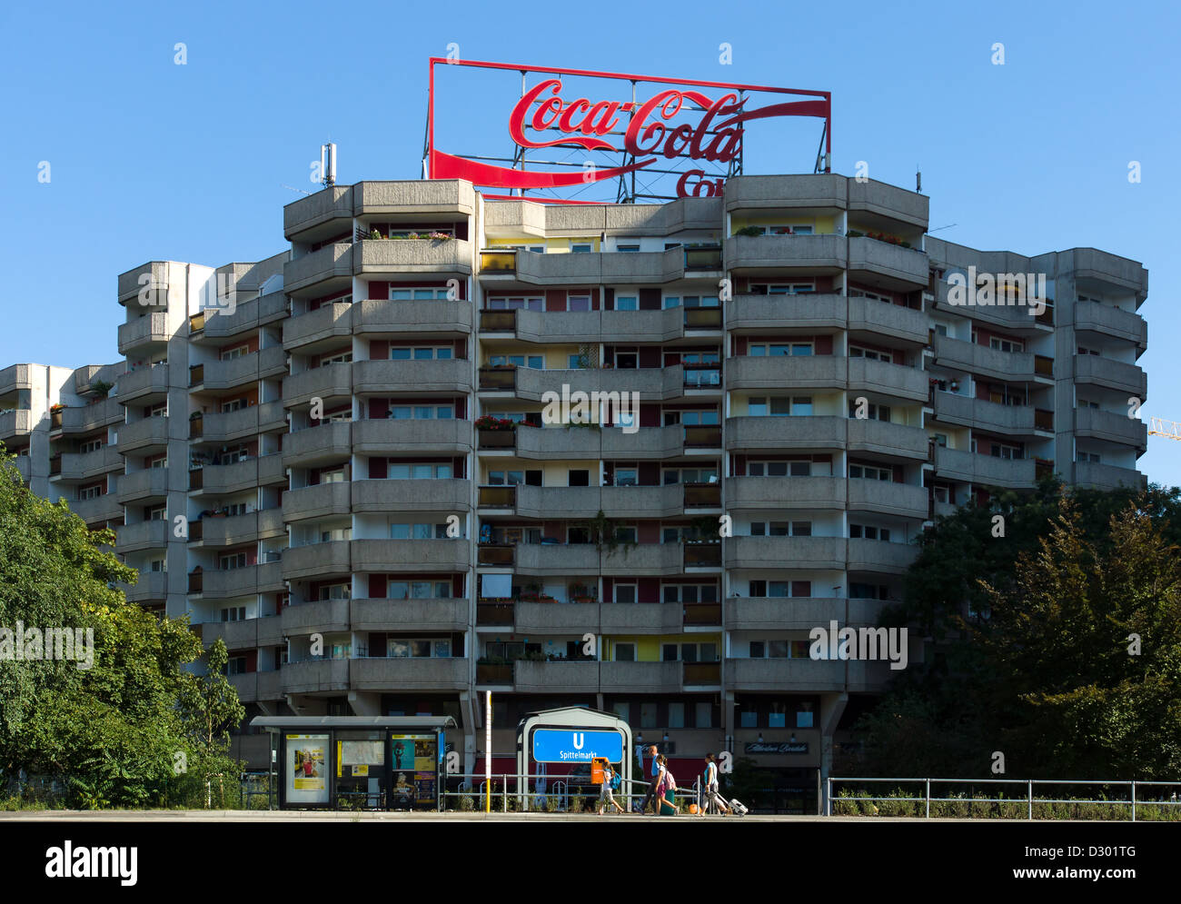 Coca cola advertisement deutschland -Fotos und -Bildmaterial in hoher ...