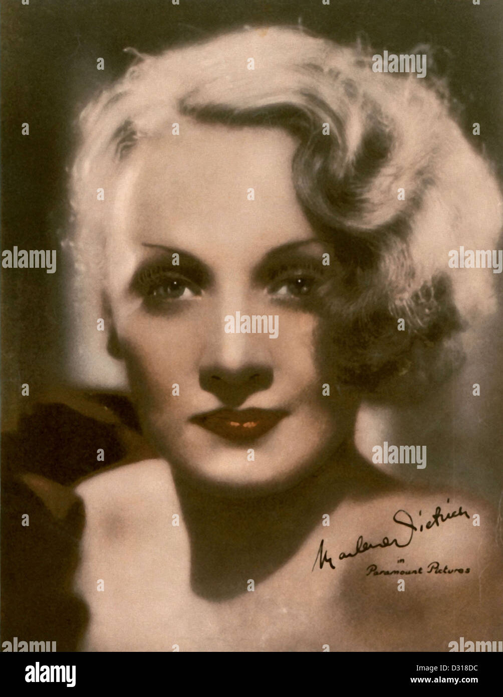 Portrait dietrich marlene -Fotos und -Bildmaterial in hoher Auflösung – Alamy