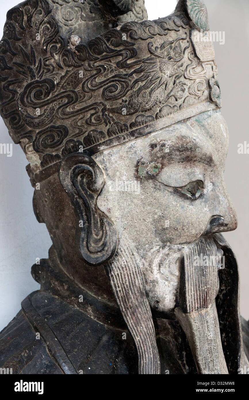 Po statue -Fotos und -Bildmaterial in hoher Auflösung – Alamy