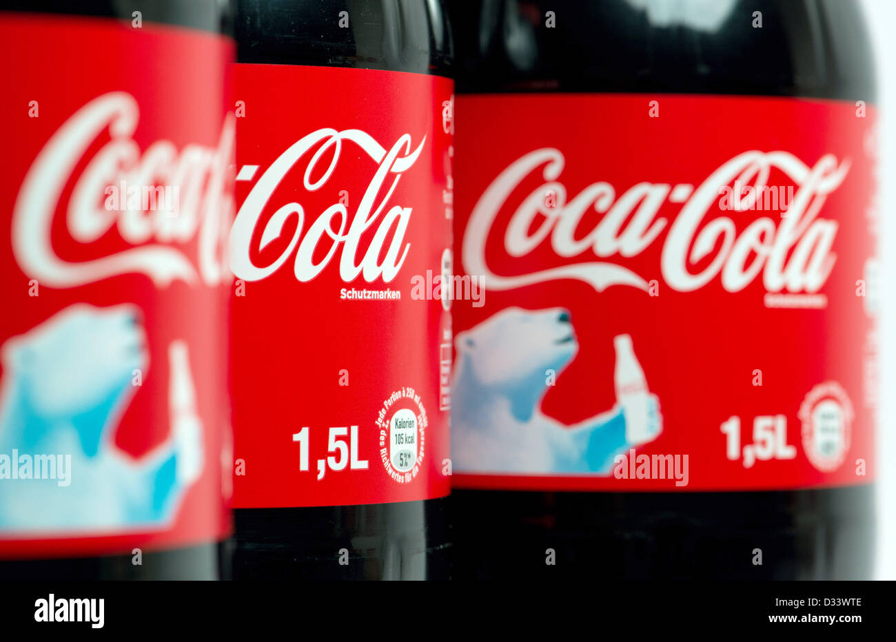 Coca cola bottles germany -Fotos und -Bildmaterial in hoher Auflösung ...