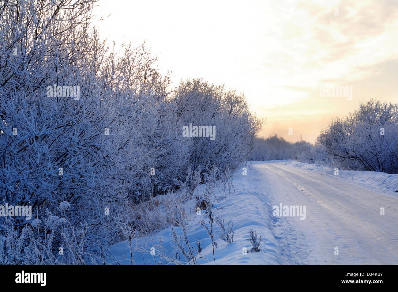 Eisige autobahn -Fotos und -Bildmaterial in hoher Auflösung – Alamy