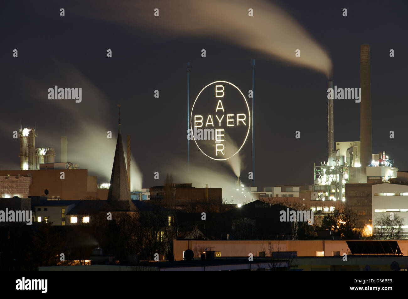 Bayer leverkusen logo -Fotos und -Bildmaterial in hoher Auflösung ...