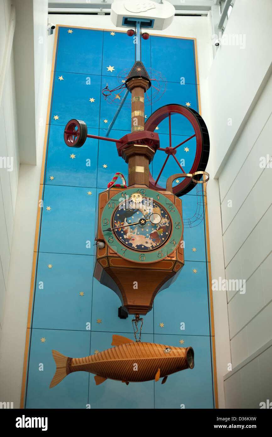 Der Wunsch Fisch Uhr Cheltenham Stockfotografie - Alamy