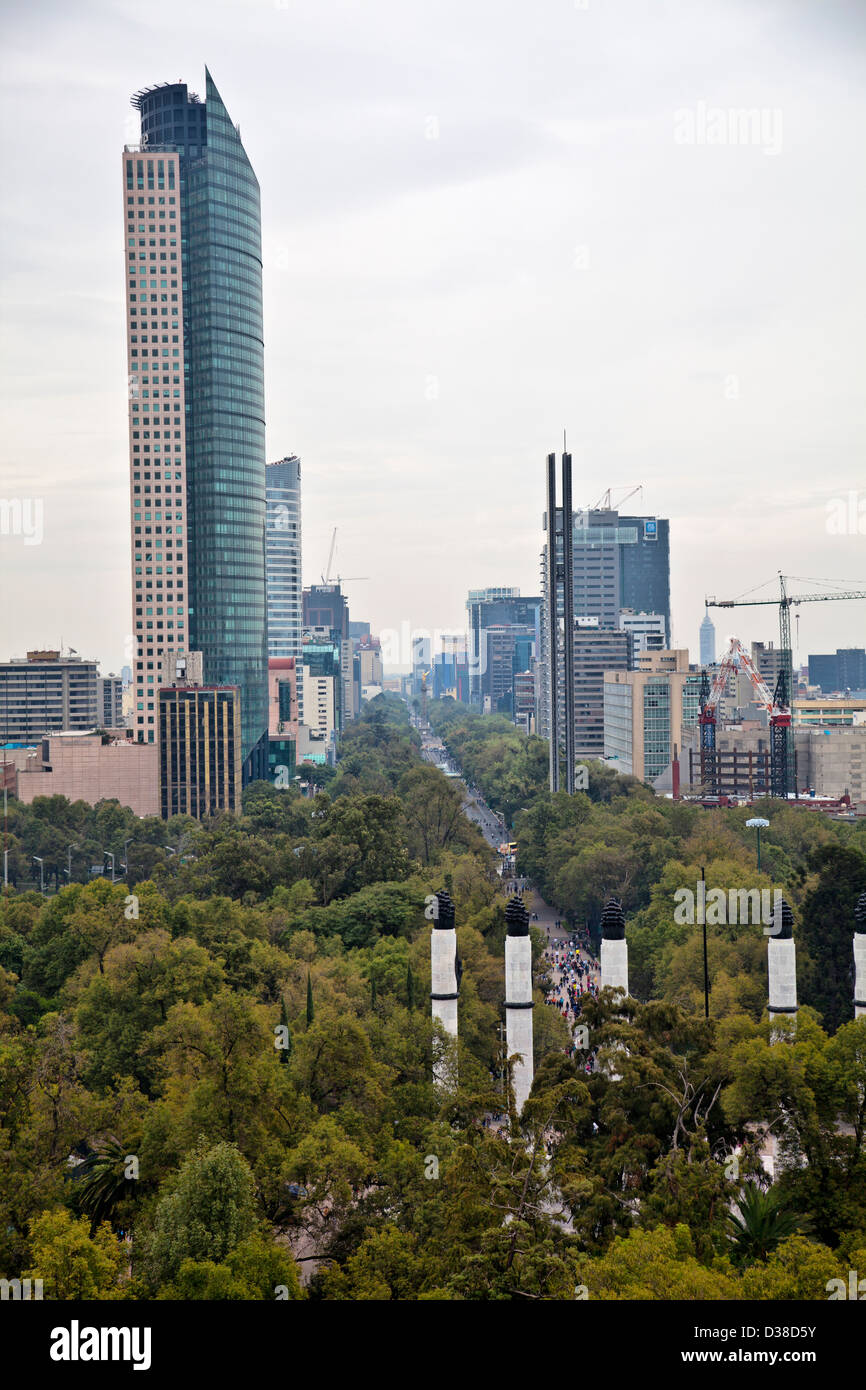 La torre de chapultepec -Fotos und -Bildmaterial in hoher Auflösung – Alamy