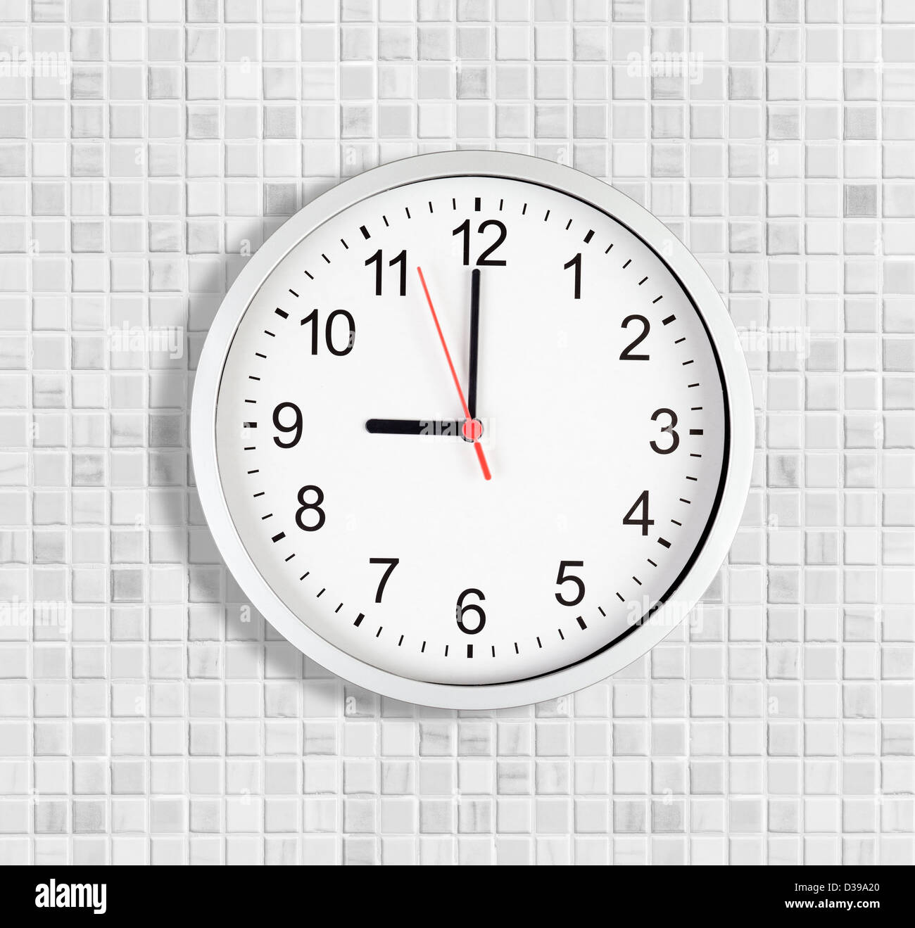 Simple clock face -Fotos und -Bildmaterial in hoher Auflösung – Alamy
