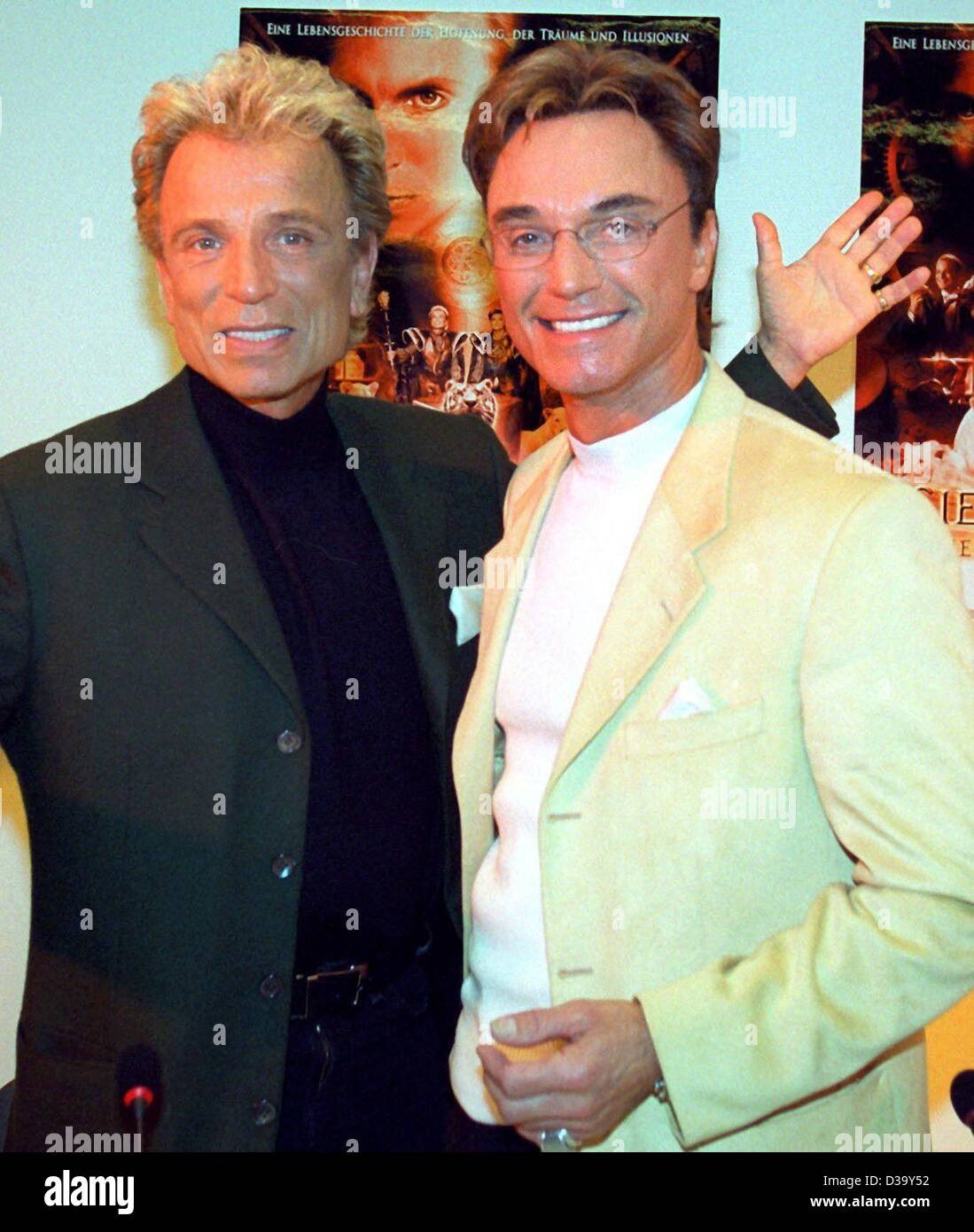 Siegfried and roy tiger -Fotos und -Bildmaterial in hoher Auflösung – Alamy