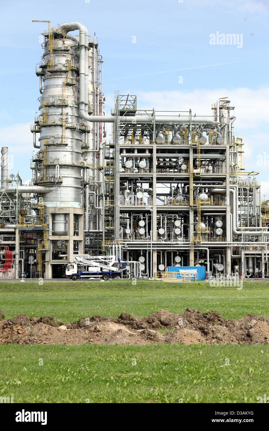 Zentrale deutsche erdölraffinerie -Fotos und -Bildmaterial in hoher ...