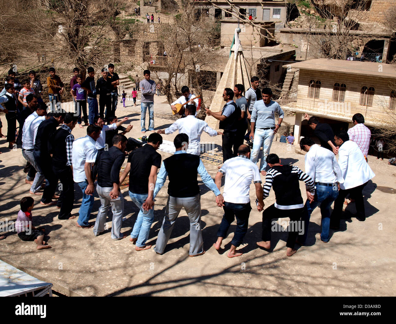 Lalish kurdistan -Fotos und -Bildmaterial in hoher Auflösung - Seite 3 ...