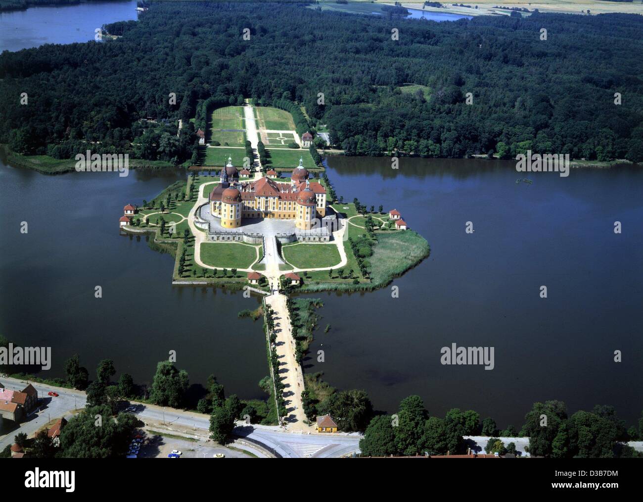 Schloss moritzburg luftbild -Fotos und -Bildmaterial in hoher Auflösung ...