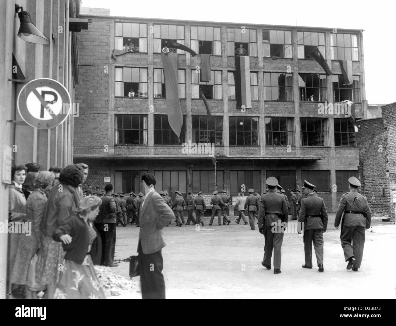 Politik pol parteien deutschland Schwarzweiß-Stockfotos und -bilder - Alamy