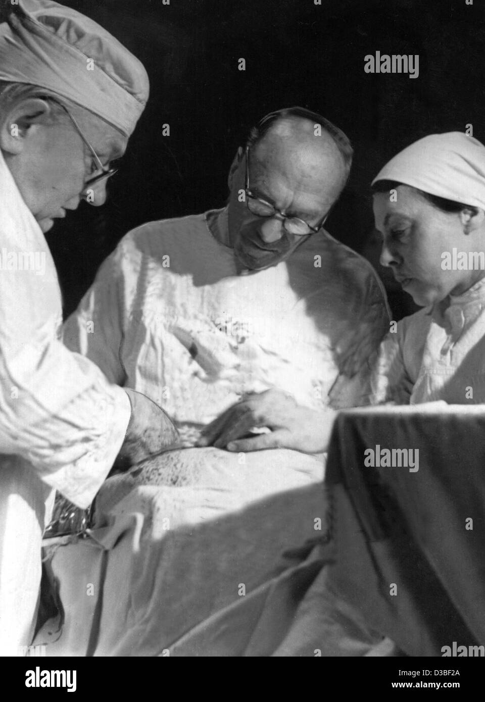 Ferdinand sauerbruch -Fotos und -Bildmaterial in hoher Auflösung – Alamy