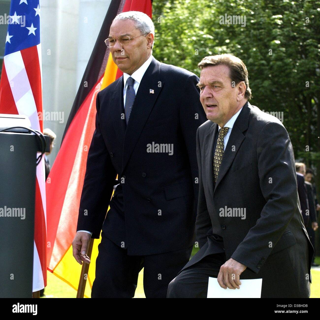 Politik pol diplomatie wandern fahnen deutschland -Fotos und ...