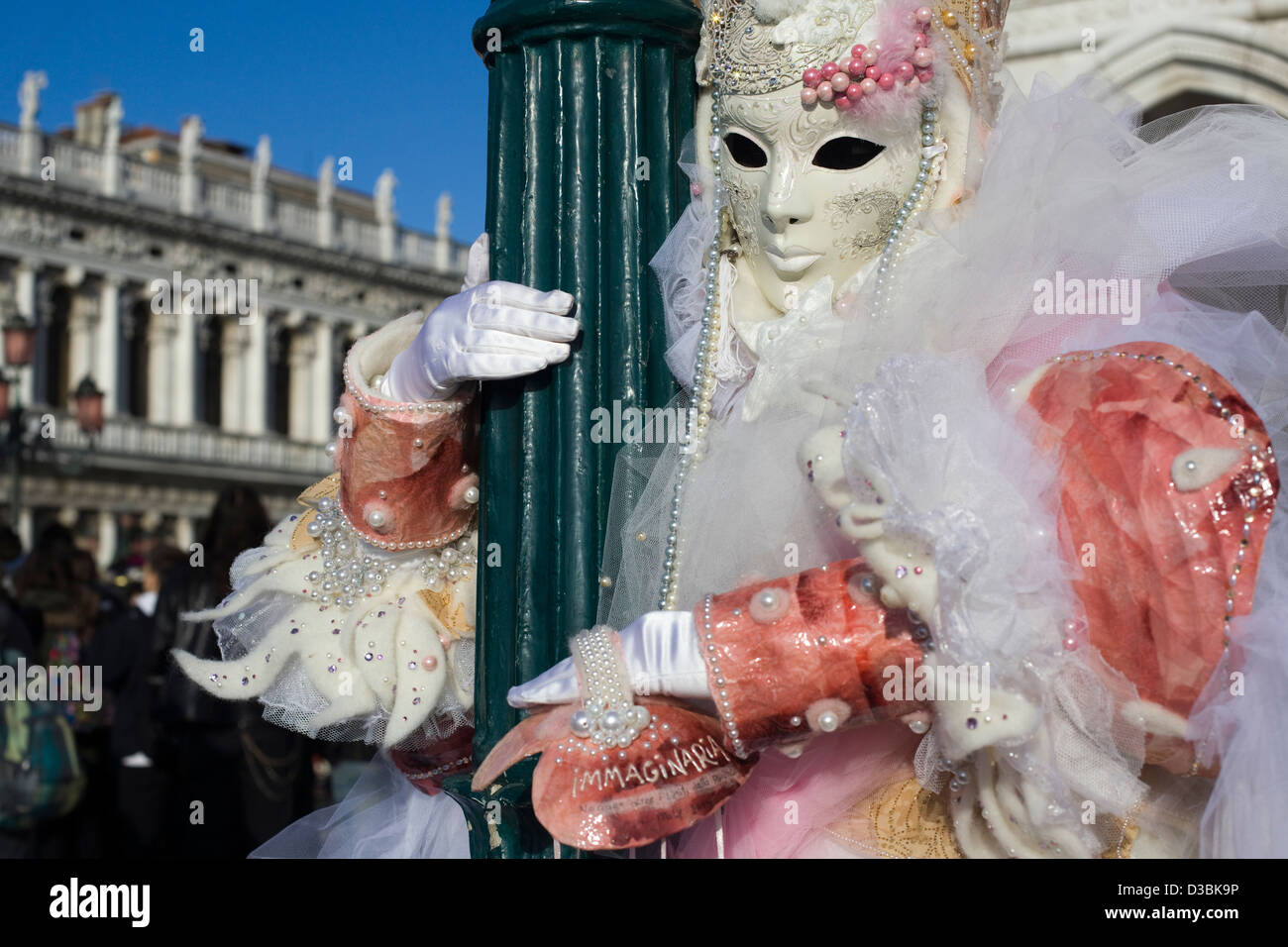 Venice cat mask -Fotos und -Bildmaterial in hoher Auflösung - Seite 3 ...