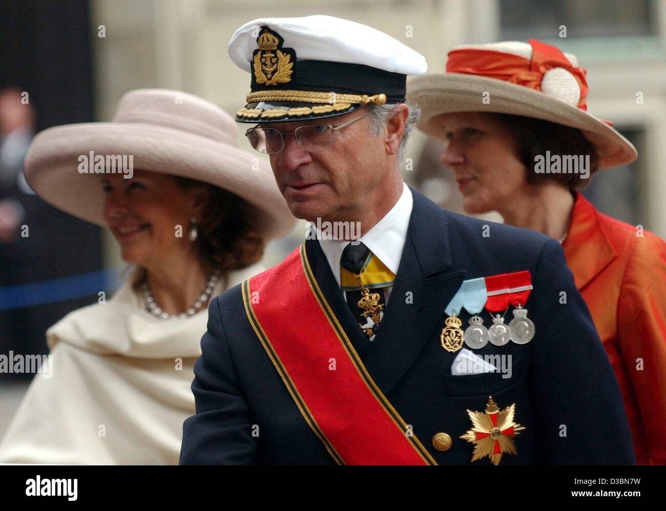 Swe gruppenpaar profil -Fotos und -Bildmaterial in hoher Auflösung – Alamy