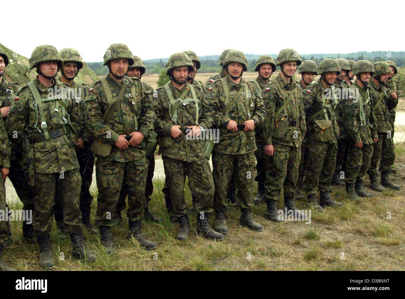 Polnische soldaten -Fotos und -Bildmaterial in hoher Auflösung – Alamy