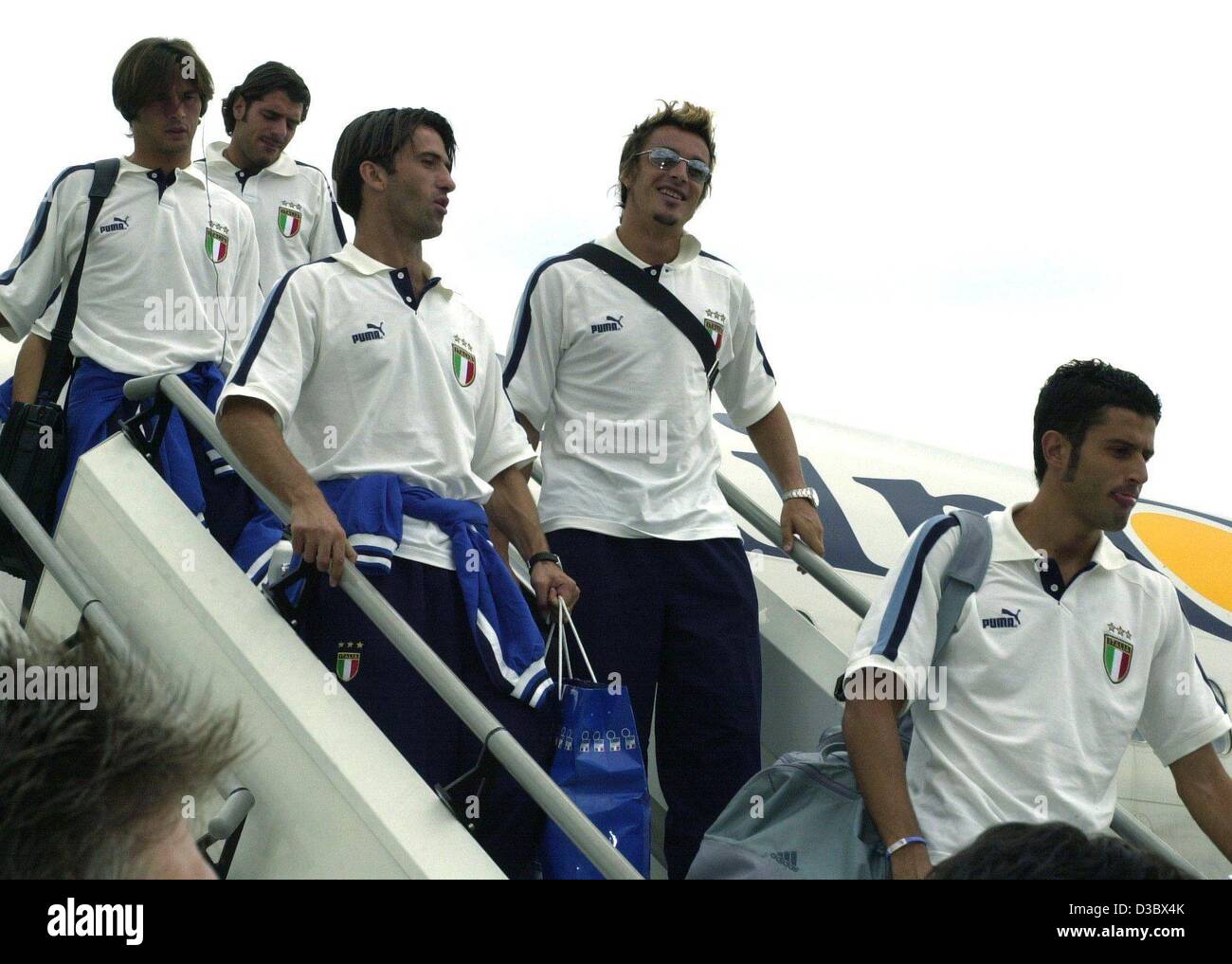 (Dpa) - der italienische Fußball-Mannschaft (von rechts:) Gehen Sie ...