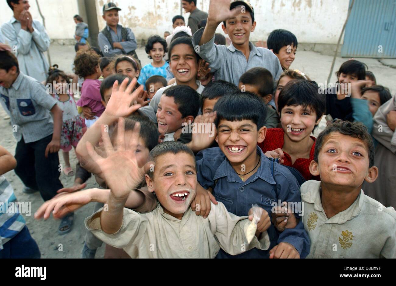 Lifestyle leisure lifemarmut geographie slum kinder afghanistan -Fotos ...