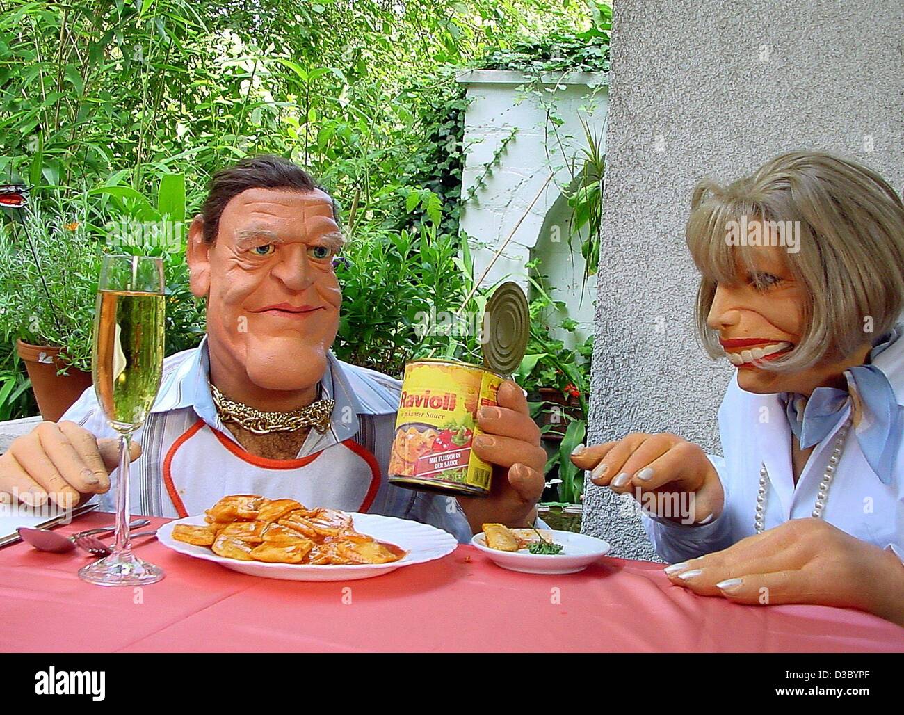 (Dpa) - die Kautschuk-Attrappen von Bundeskanzler Schroeder und seine ...