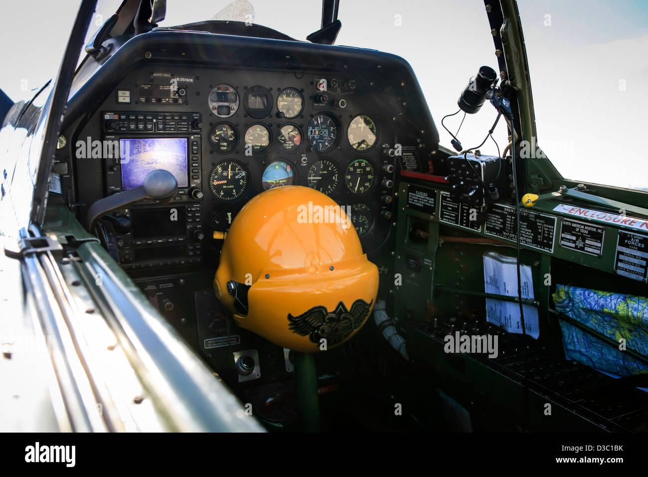 Ww2 cockpit -Fotos und -Bildmaterial in hoher Auflösung – Alamy