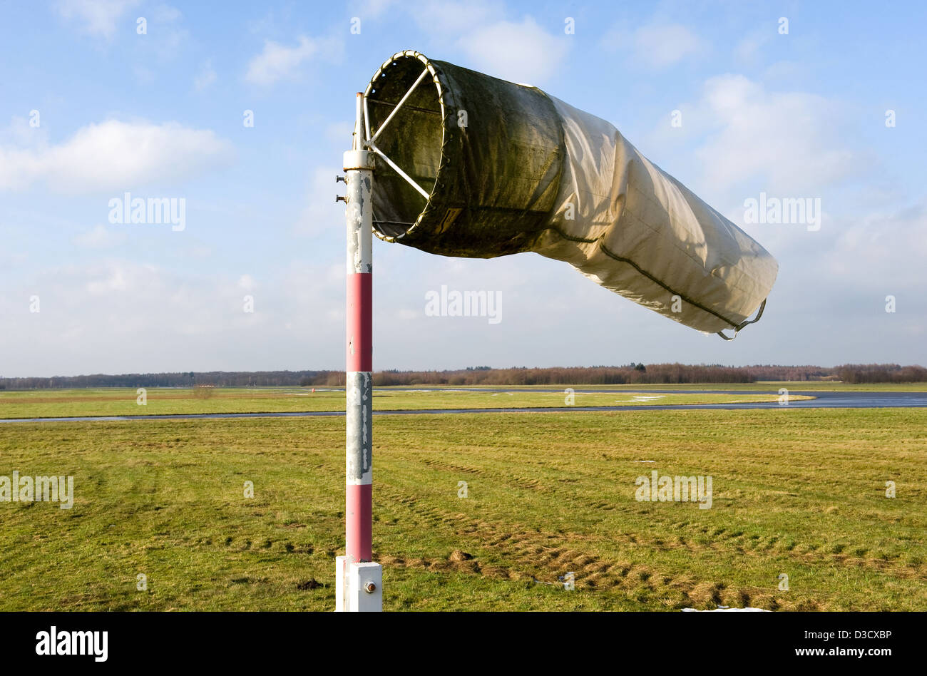 Windsack wind socke -Fotos und -Bildmaterial in hoher Auflösung – Alamy