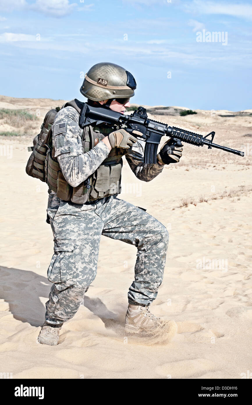 American Assault Rifle Stockfotos und -bilder Kaufen - Alamy