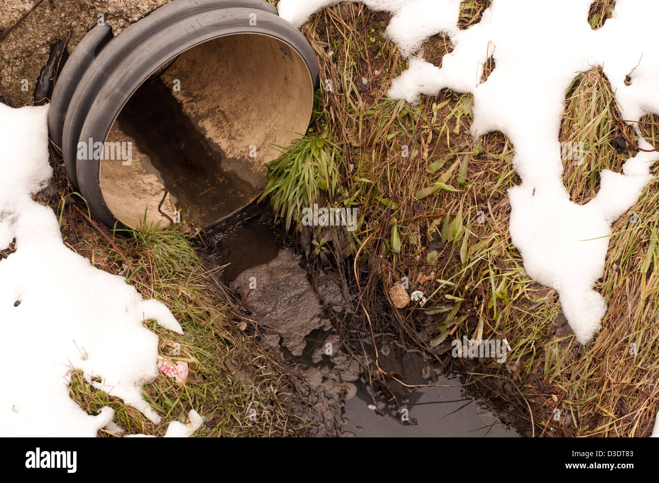 Canal pipe -Fotos und -Bildmaterial in hoher Auflösung – Alamy
