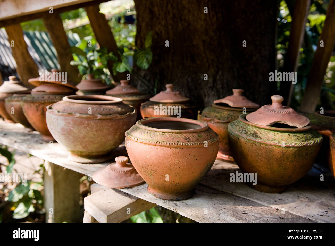 Wat sri bun ruang -Fotos und -Bildmaterial in hoher Auflösung – Alamy