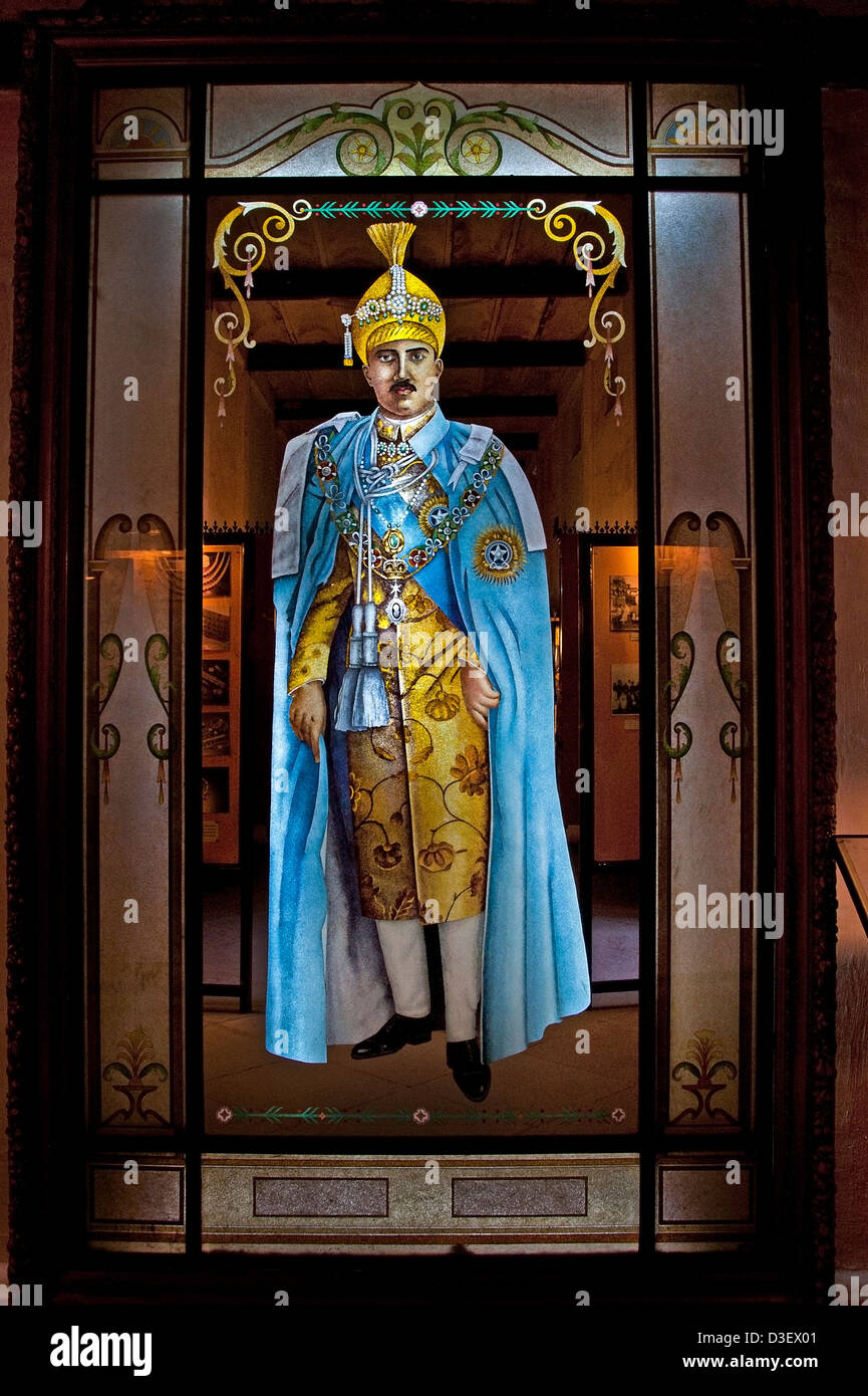 Mir osman ali khan bahadur -Fotos und -Bildmaterial in hoher Auflösung ...