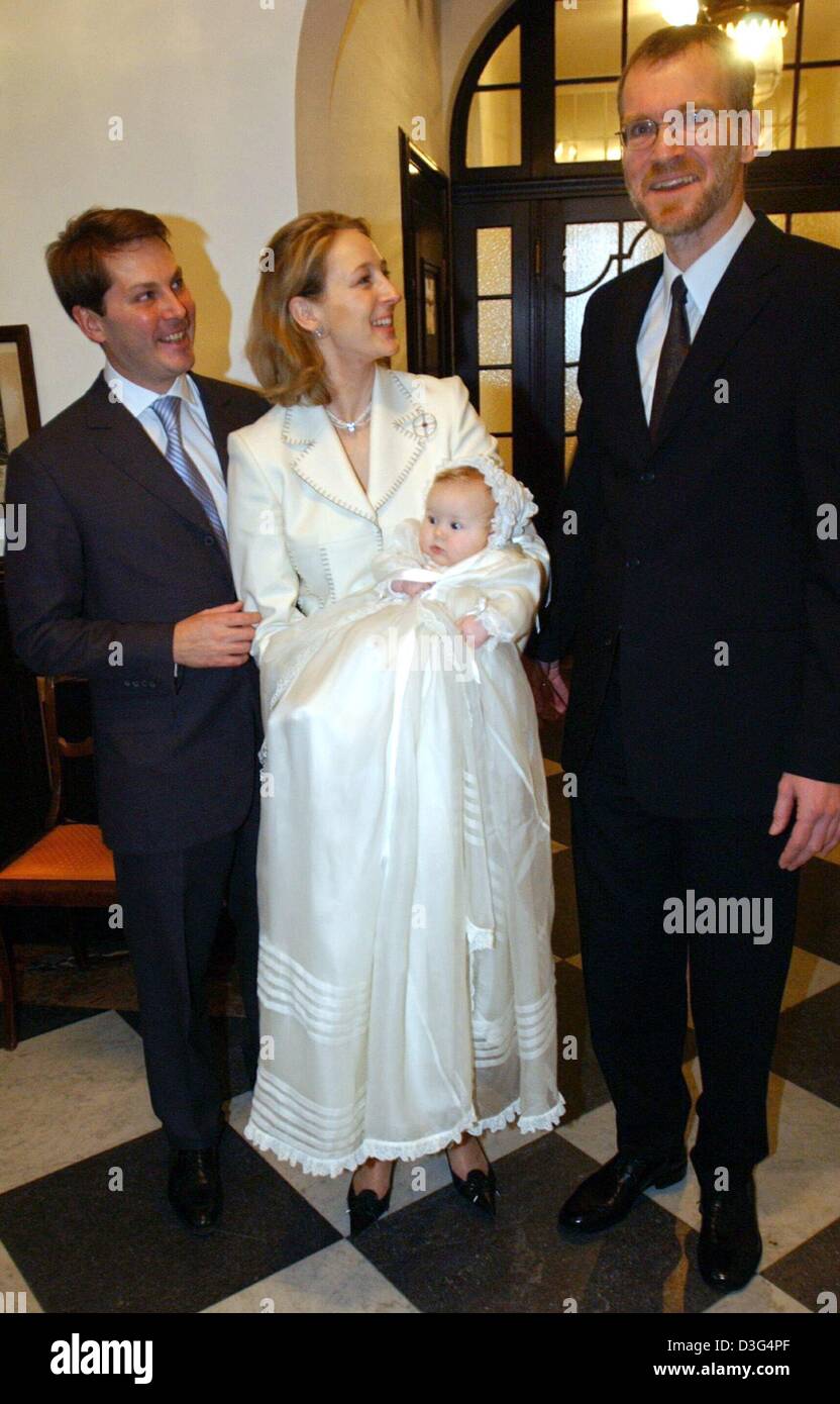 (Dpa) - Jefferson-Friedrich Volker Benjamin Count von Pfeil und Klein ...