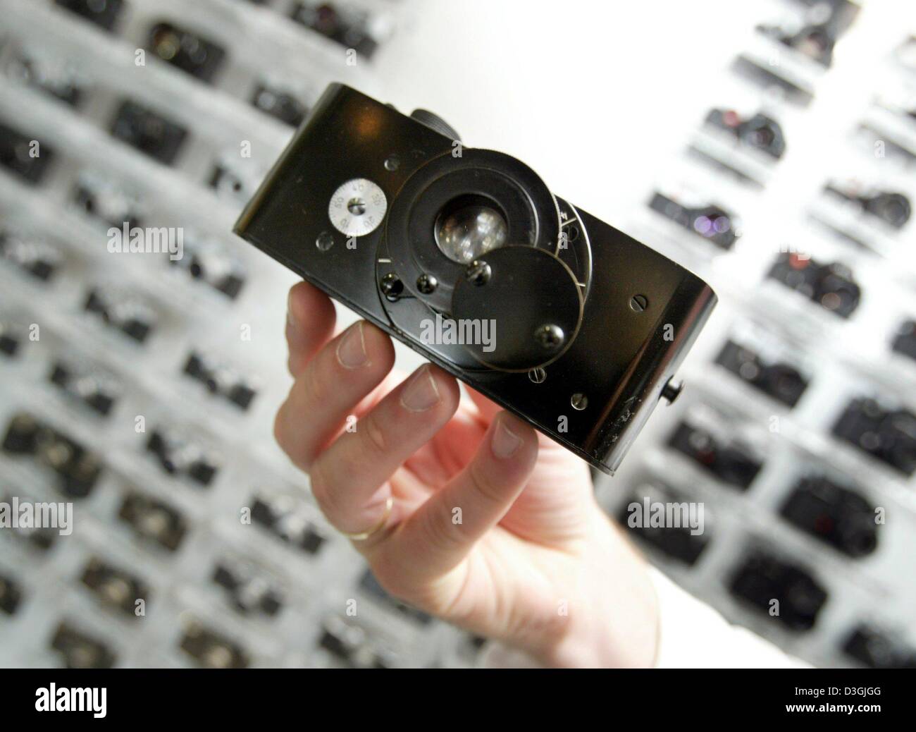 Leica originalfotografie -Fotos und -Bildmaterial in hoher Auflösung ...