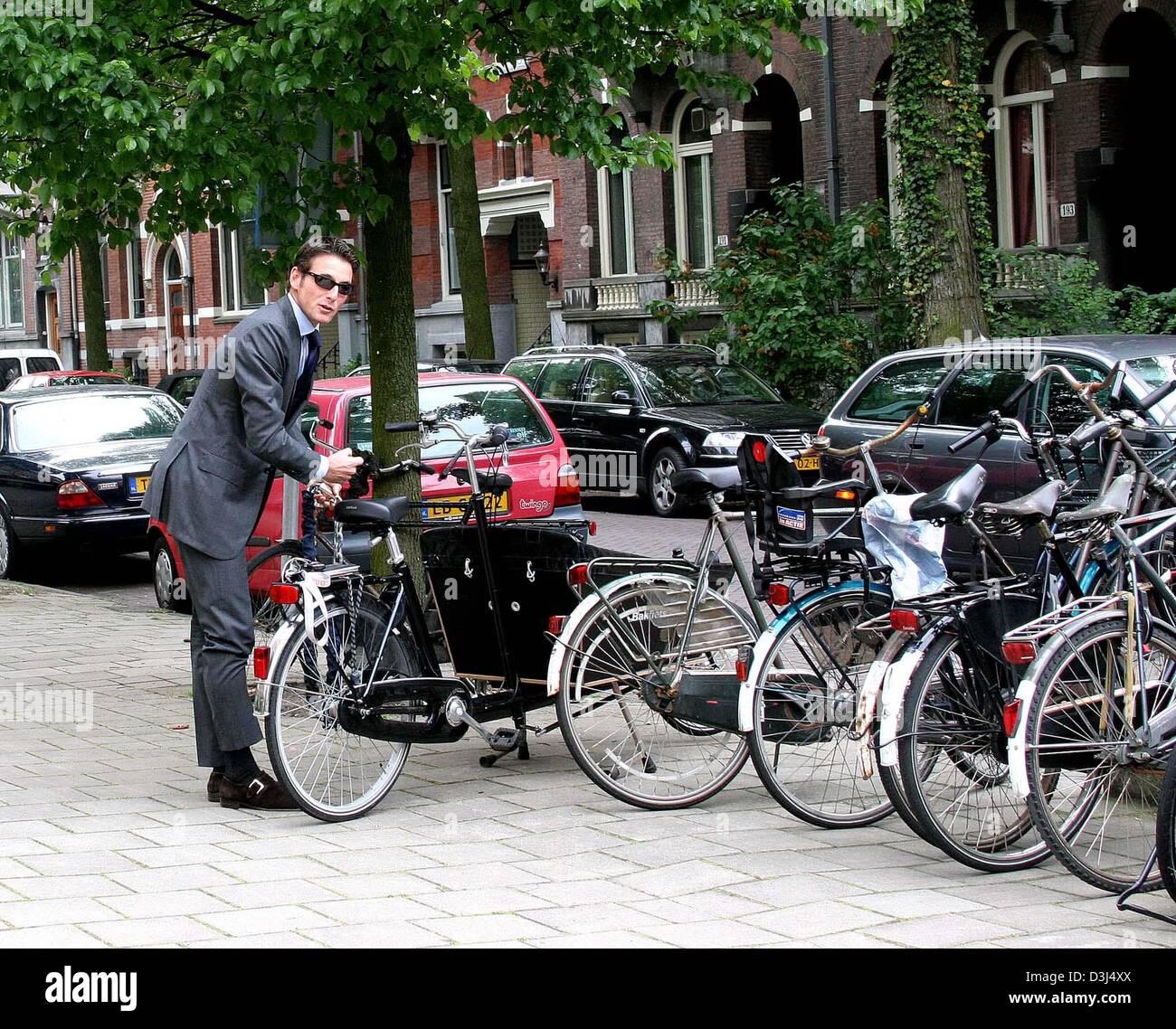 (Dpa) - ist Prinz Maurits auf seinem Weg nach der Geburt seiner Tochter ...
