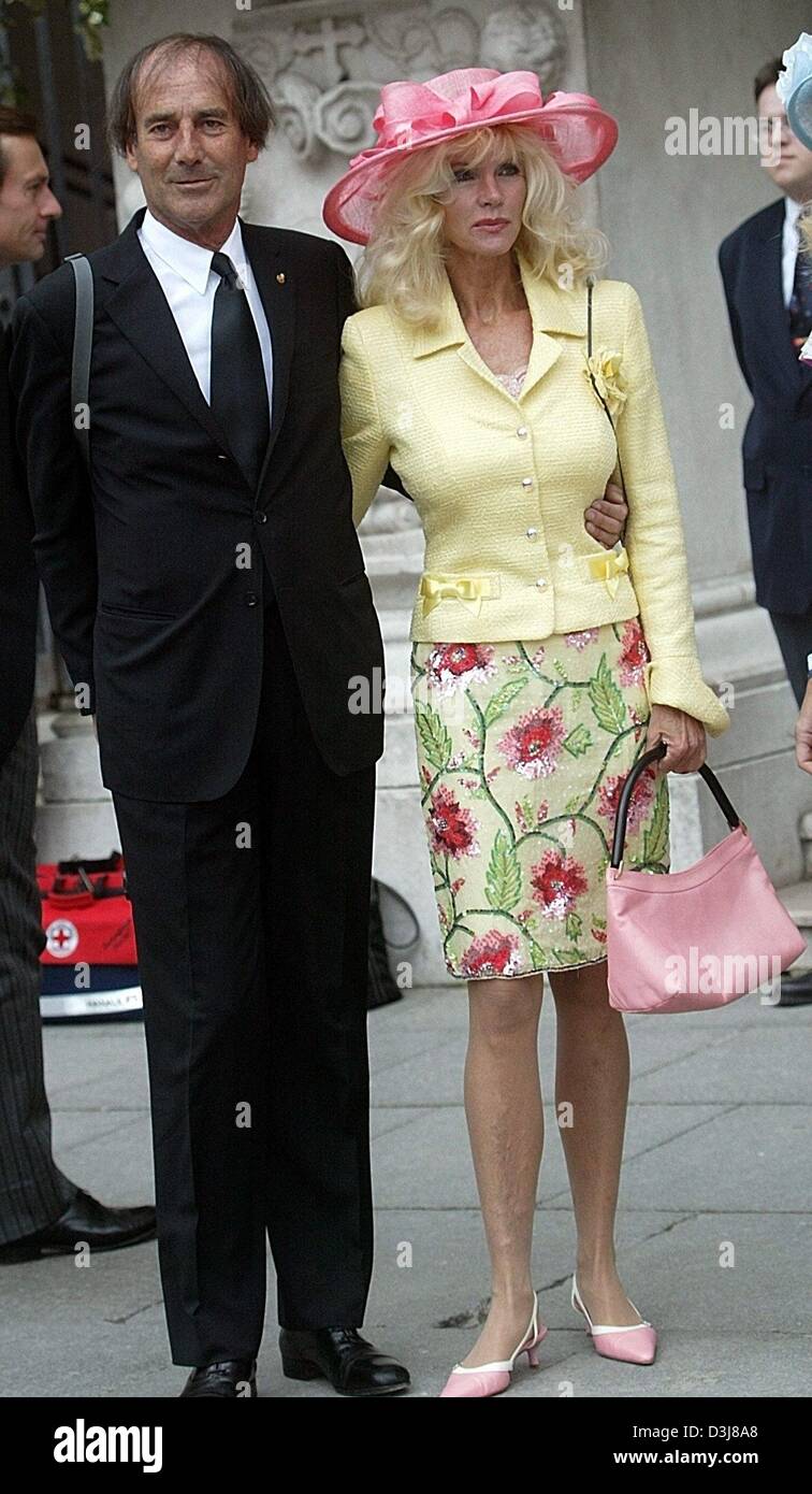 (Dpa) - Jetset-Lady Gunilla von Bismarck (R) und ihr Ehemann Luis Ortiz ...