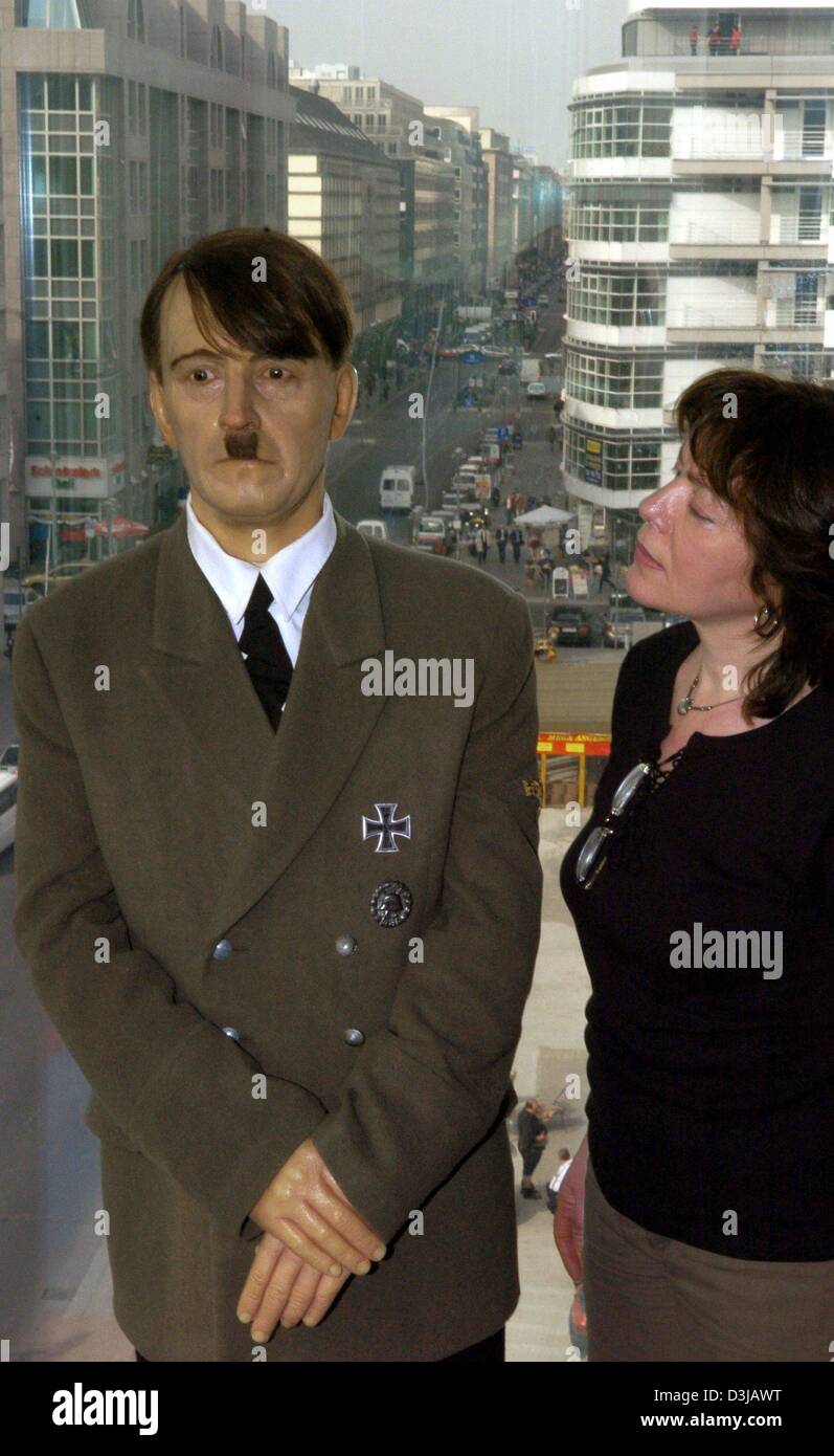 Adolf hitler wax figure wax -Fotos und -Bildmaterial in hoher Auflösung ...