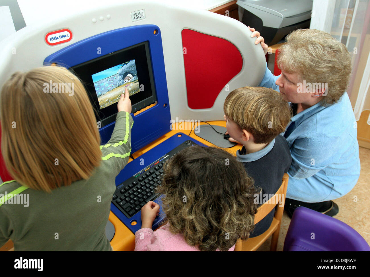Bildung edu vorschulkinder kinder kindergarten computer spielen konsole ...