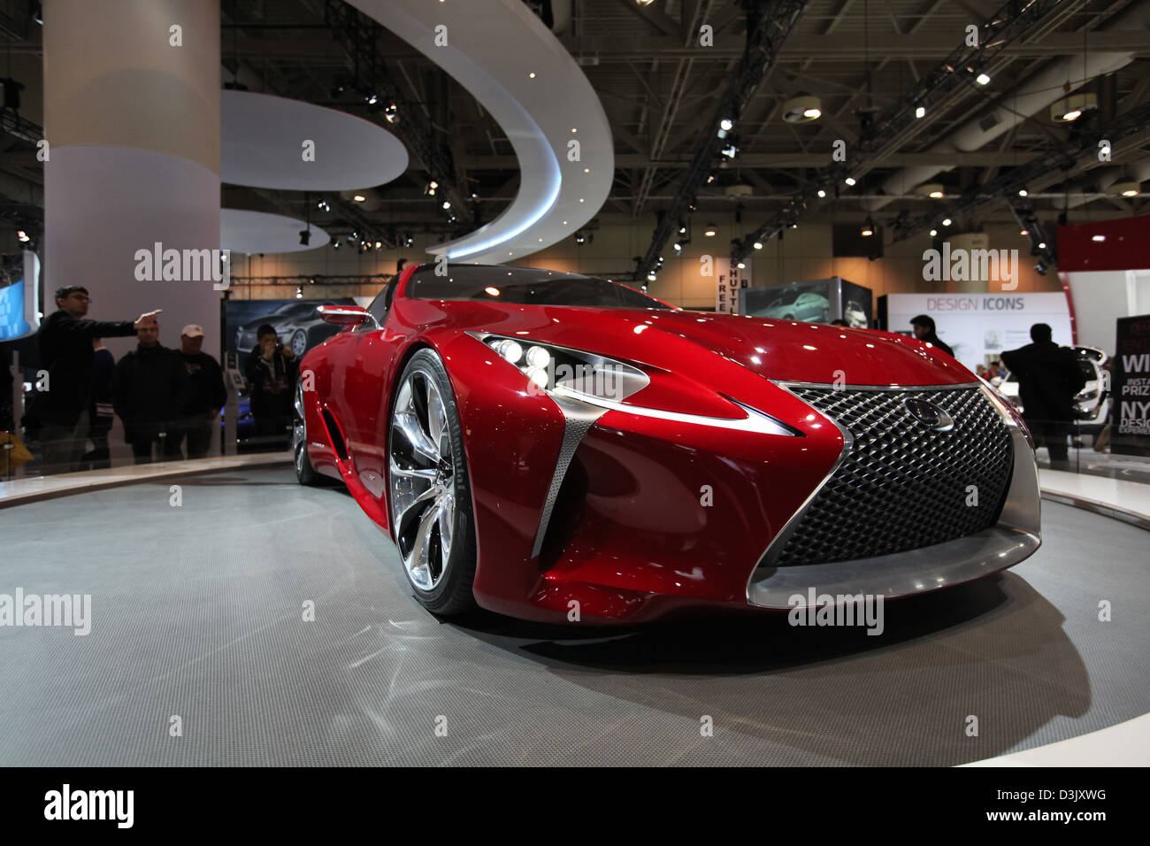 Auto Vorderansicht Stockfotos und -bilder Kaufen - Alamy